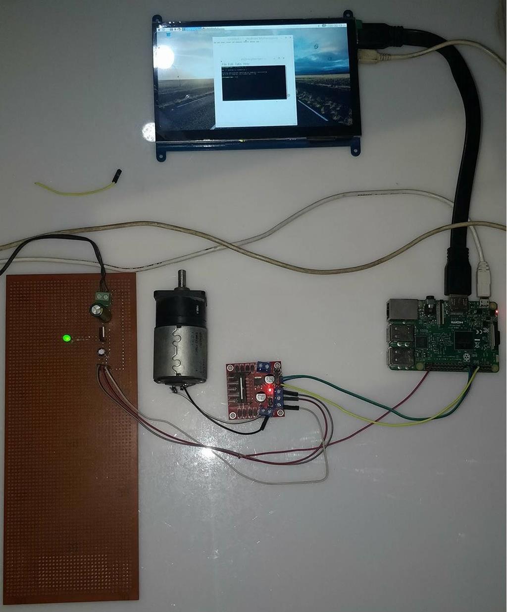 How to Control DC Motor with Raspberry Pi 3 - The Engineering Projects