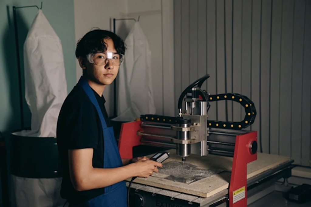 3 Options for Creating Custom CNC Machined Parts for Your Next ...