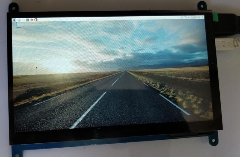 How to Setup 7 inch HDMI LCD with Raspberry Pi 3 - The Engineering Projects